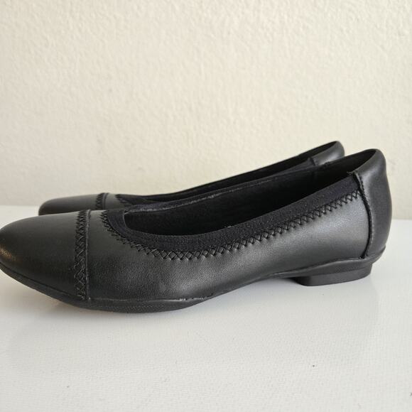 Clarks | Shoes | Clarks Sara Bay Ballet Flat Shoes Womens Size 75 Black ...